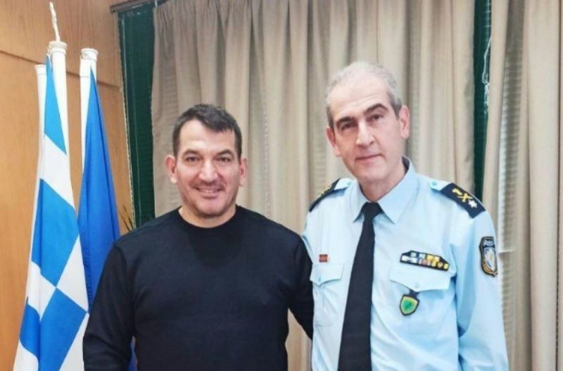 Επίσκεψη του χρυσού ολυμπιονίκη της άρσης βαρών Πύρρου Δήμα στον Γ.Π.Α ...